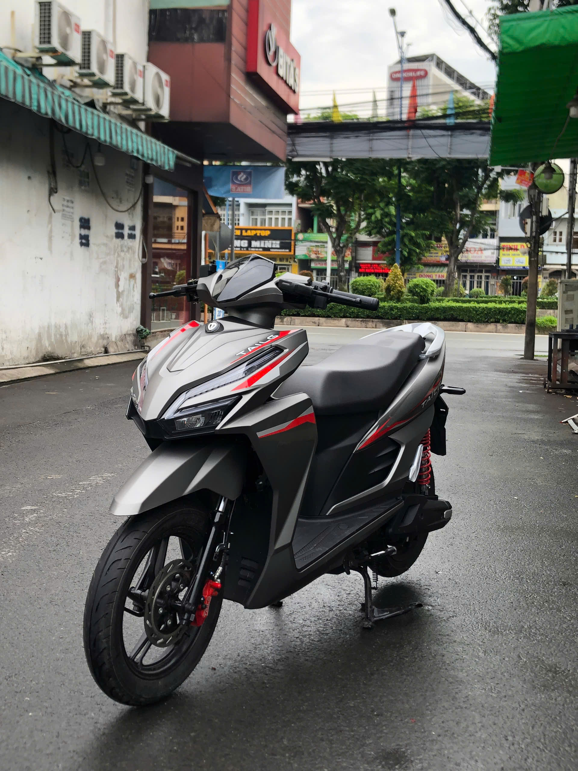 Xe Máy Điện Tailg T71 Vario 8 Acquy 23A 150km/1 lần sạc - Xe Điện Hà Nội